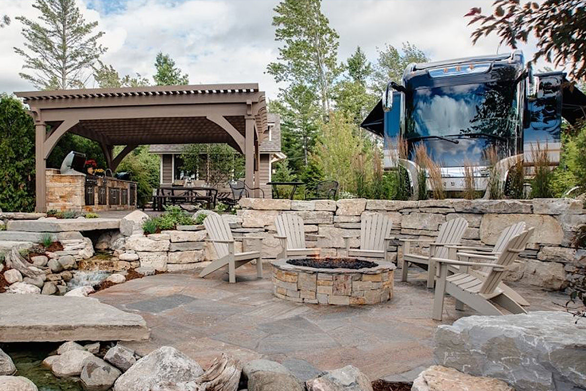 Hearthside Grove Motorcoach Resort | Newmar