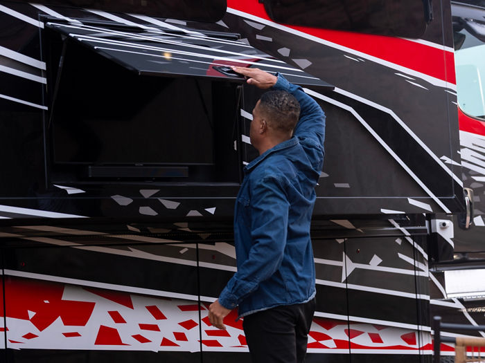 Masterpiece Finish | Newmar